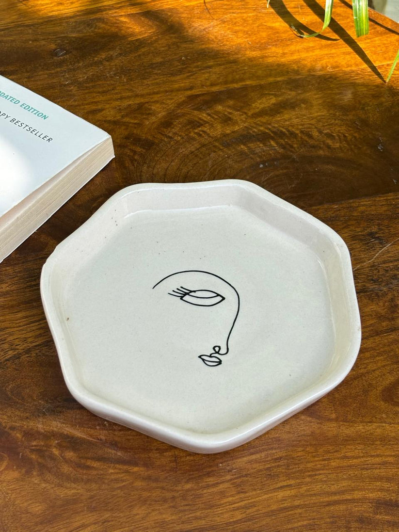 Serene Muse Snack Plate (Big) – House of Ceramics