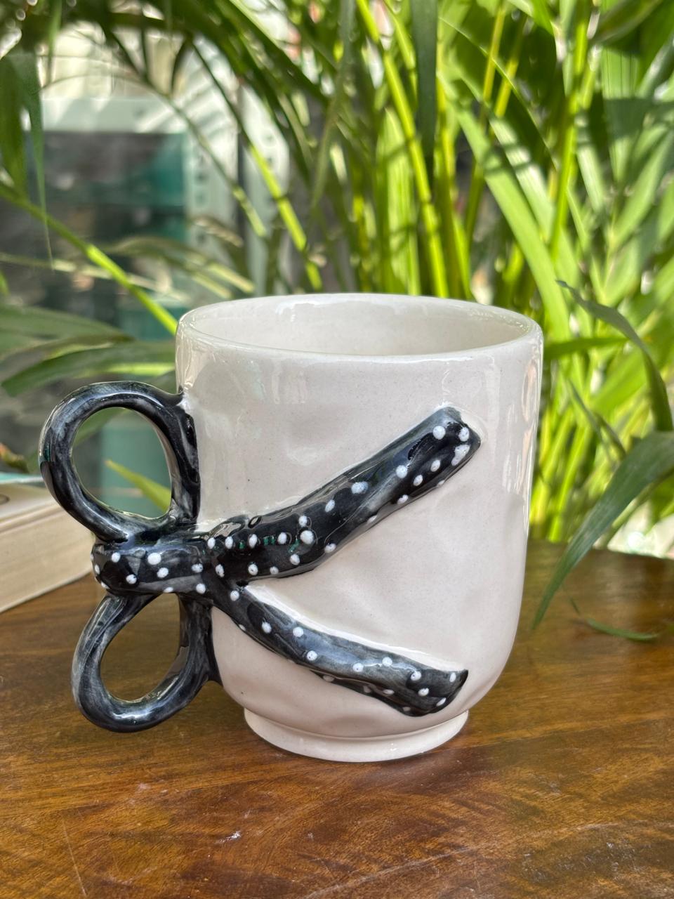 Midnight Bow Coffee Mug – House of Ceramics