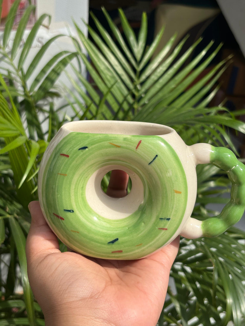 Green Donut Coffee Mug – House of Ceramics