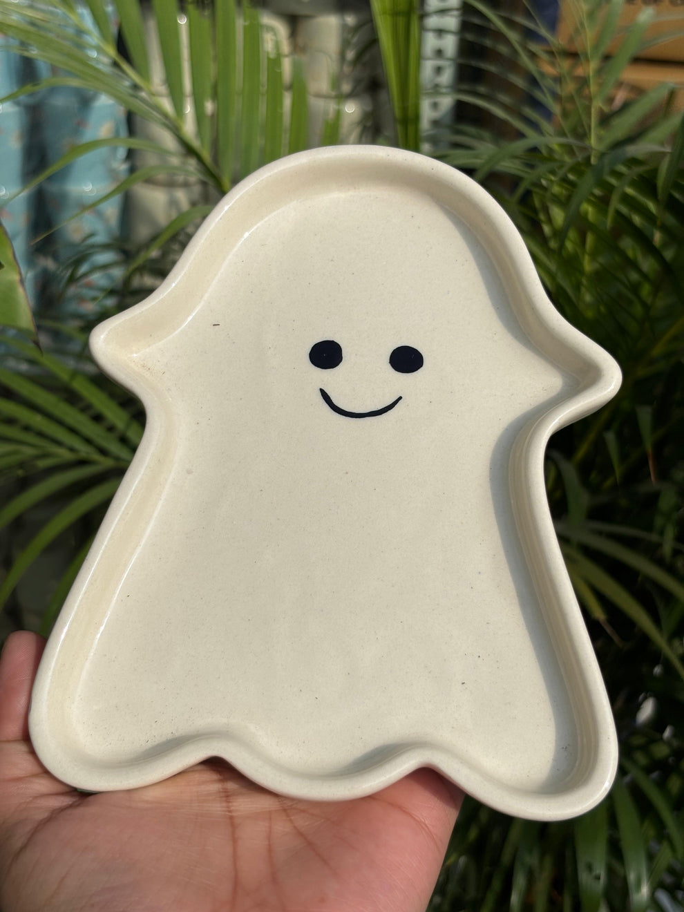 Ghost Snack Plate – House of Ceramics
